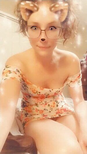 Dancing The Night Away With No Panties Under Her Dress PORN SPIDER COM