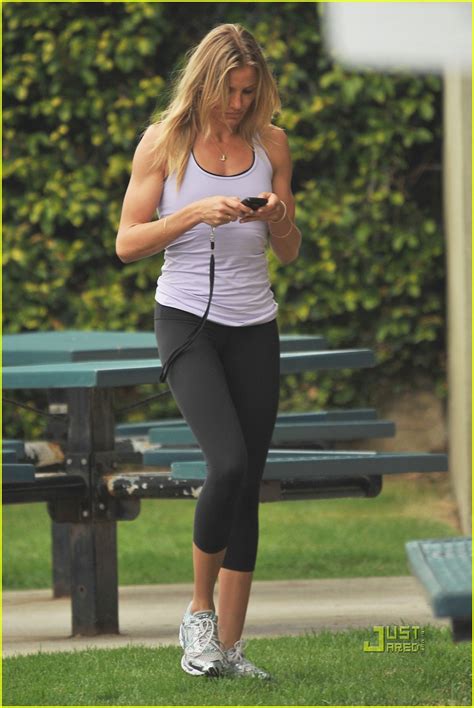 Cameron Diaz Biceps Flex