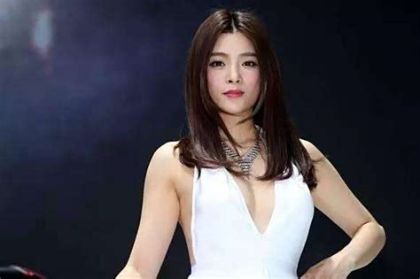 【文章】老司机给出最美车模top10名单，看看你心目中的女神排第几车家号汽车之家