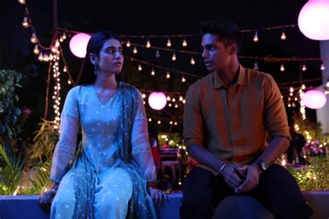 Neek Review நிலவுக்கு என் மேல் என்னடி கோபம் விமர்சனம் தனுஷ் படம் காமெடியா க்ரிஞ்சா