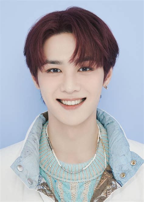 Smtown With Nct 2022 Winter Smtown Smcu Palace Id Portrait Image