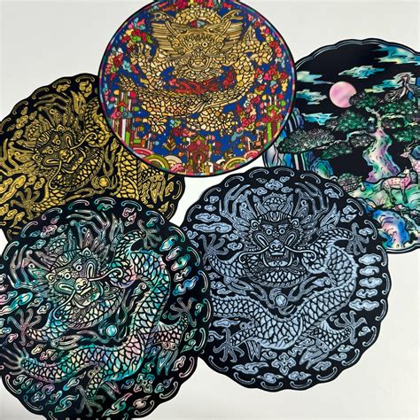 듀플리시티 현대 한복 디자이너 자개 전통 일러스트레이터 전설 설화 기반 1인 기획자 안녕하세요 듀플리시티입니다 많은 분들께서 문구류와 자수 스티커에 대해