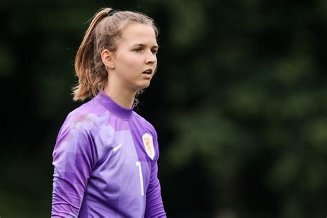 Update Az Keepster Femke Liefting Ontslagen Uit Ziekenhuis Soccernews Nl