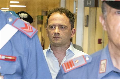 Accusa Alberto Genovese Di Averla Stuprata Ex Fidanzata Rischia Di