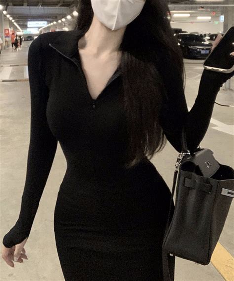 [ 연말룩 글램룩] 착붙핏 몸매보정 꾸안꾸 섹시글램 섹시 연말룩 크리스마스 롱원피스 에이블리