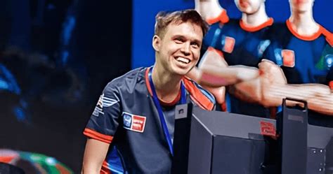 A Former B8 And Team Empire Tsa Player Has Passed Away At The Age Of 26 Cyberscore