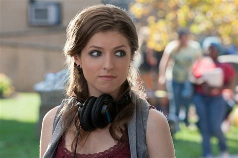 Anna Kendrick Was Told To Wear Tighter And Sexier Clothes To Show
