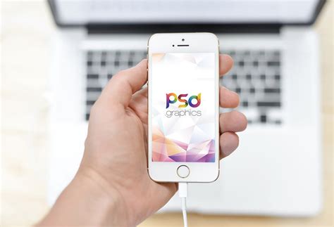 20 Free Photorealistic Iphone Mockups For Your Mobile Designs Web