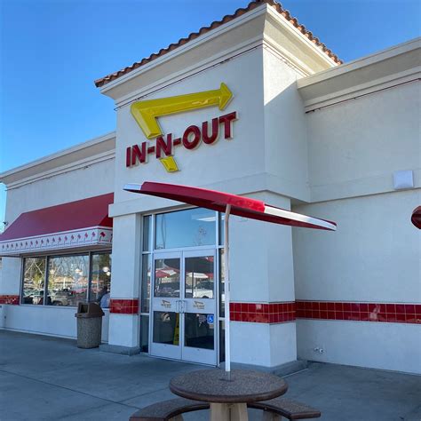 In N Out Burger Bakersfield 5100 Stockdale Hwy Menu Prices
