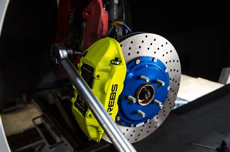 브렘보 Cts V 4p 프론트 블루하우징 Product 튜닝아이템 덱스크루
