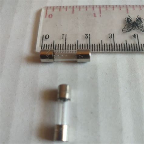 5pcs 3a Small Tube Fuse 5x20mm 3 Sikring Fuse Ampere Small 3a Fuse 3a Fuse 3a Fuse 3 Ampere 3a