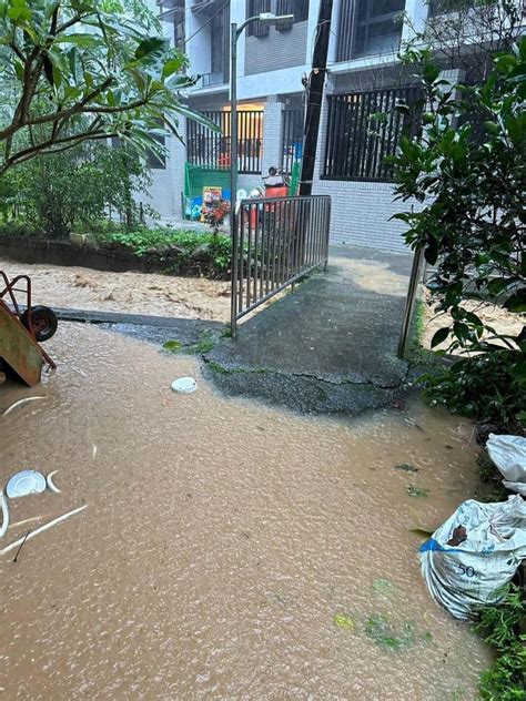 尼莎豪雨襲台！北市信義區民宅淹水、內湖康樂隧道土石崩 Beanfun