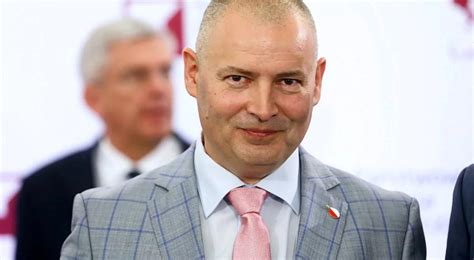 Sex Wakacje Zamiast Alimenty Na Dzieci Senator Po W Tytułach Przelewów Obrażał Byłą żonę