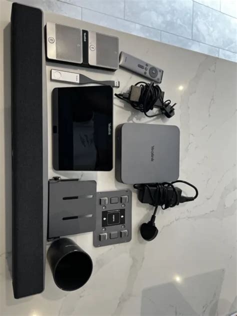 Yealink Microsoft Teams Rooms System Mvc400 With Cpw90 Wireless Microphones £410 00 Picclick Uk