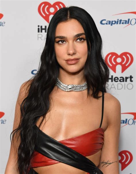 Dua Lipa Shows Sexy Boobs At Kiis Fms Iheartradio Jingle Ball In