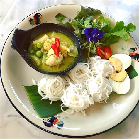 ขนมจีนแกงเขียวหวาน 😋😋