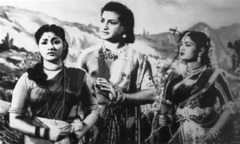 ఎన్టీఆర్ ఆ హీరోయిన్ ని మాత్రమే కోడలా అంటూ ఎందుకు పిలిచేవారు