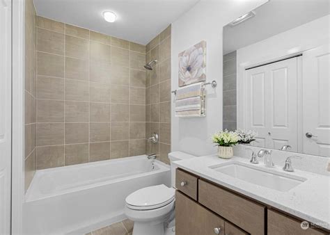 901 W Mcgraw St 4 Seattle Wa 98119 Redfin