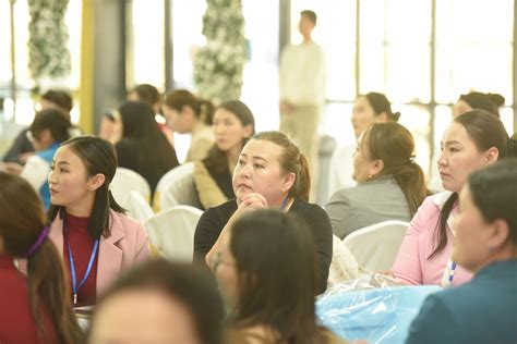 Ховд аймгийн эрүүл мэндийн салбарынхан “Цахим эрүүл мэнд“ сургалтад хамрагдаж эхэллээ