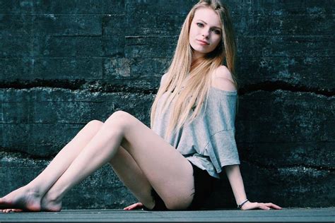 Addy Millers Feet