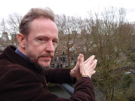 Utrechtse Dichter Alexis De Roode Voelt Zich Verbonden Met Spinoza