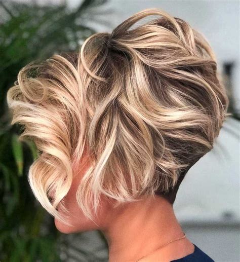 18 Stylish Choppy Haircuts To Make Your Short Hair Shine Through