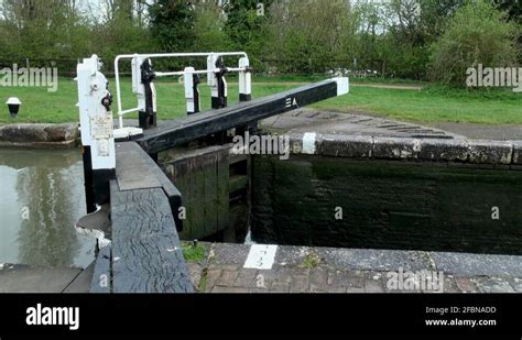 Canal Lock History Stock Videos And Footage Hd And 4k Video Clips Alamy