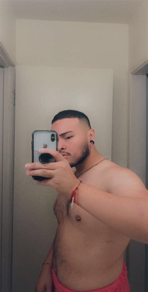 Fat Guy Selfie