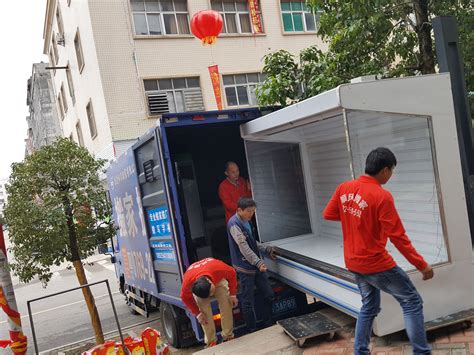 东莞搬运公司 东莞专业搬家公司收费标准 东莞顺风搬家公司 大型专业安全快捷