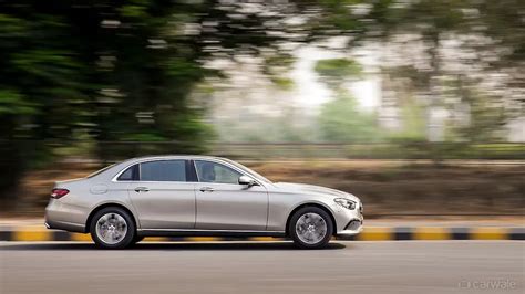 E Class Right Side View Image E Class Photos In India Carwale