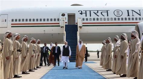 نارندرا مودی وارد امارات شد تجارت انرژی و امنیت غذایی در اولویت مذاکرات ایرنا