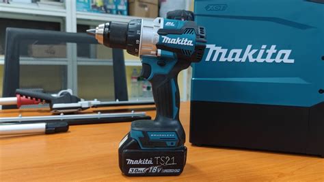 Makita Brushless Drill Cordless Combi Lxt V Dhp Review Simply Tools