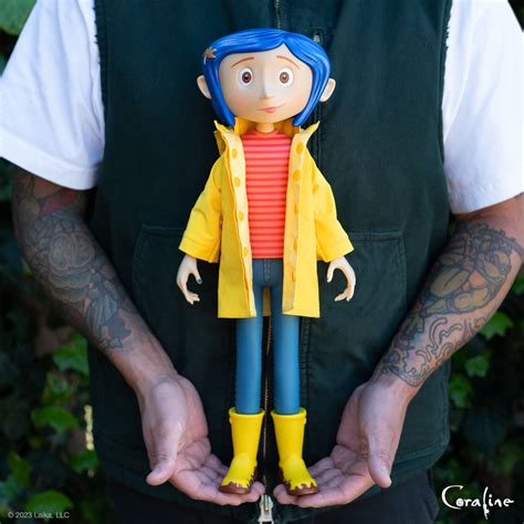 Coraline Supersize Vinyl Coraline Super7