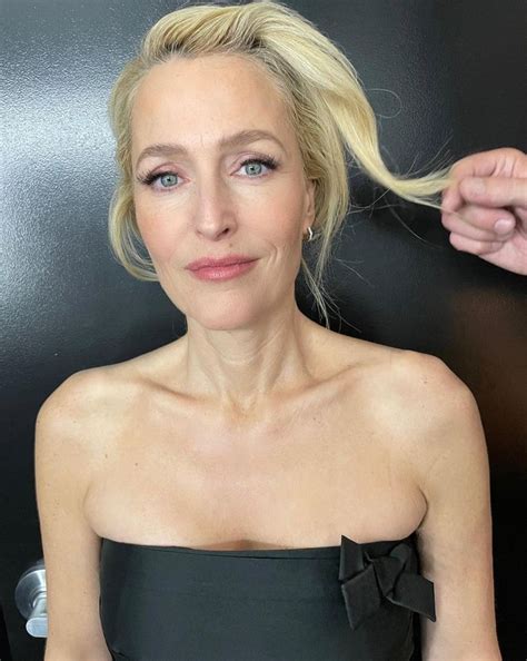 13 Reasons January Jones Looks Half Her Age Artofit