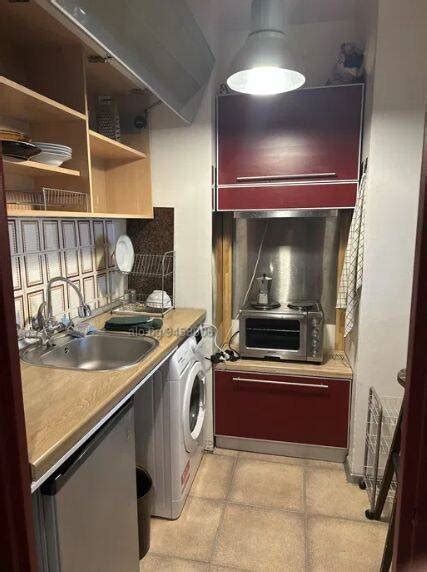 София Обзаведено жилище Дианабад Едностаен апартамент под наем 30 кв м Обзаведен Непоследен ет