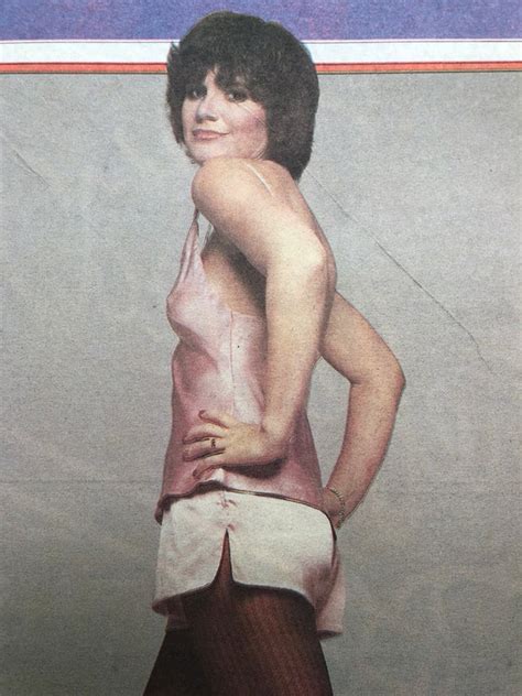 Linda Ronstadt Hot Pants