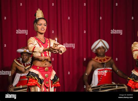 Woman Dancing Traditional Kandyan Dance At A Tourist Show In Kandy Stock Photo Alamy