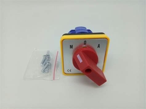 Selector Switch Auto Off Manual 3 Posisi Aom 3 Pole 20a 220v Premium Lazada Indonesia