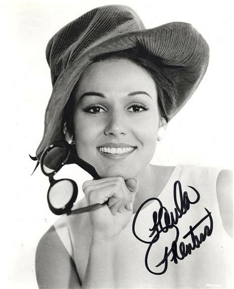 40 Gorgeous Photos Of American Actress Paula Prentiss In The 1960s