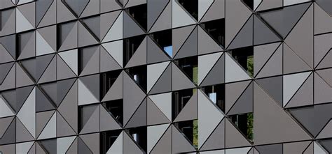 understanding the facade design pattern with go by adam szpilewicz