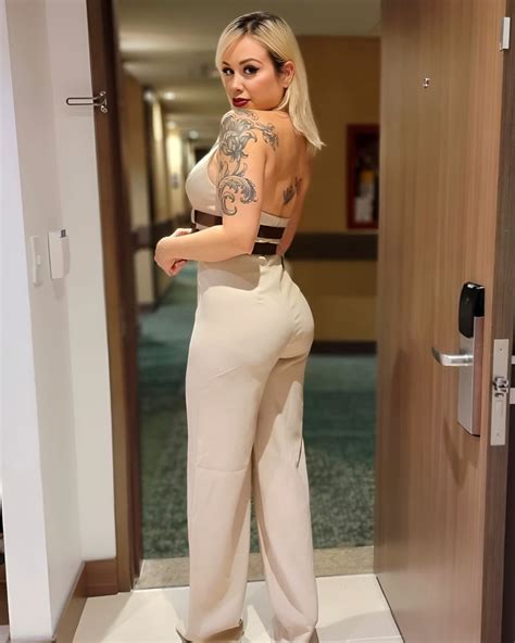 ℙ𝕒𝕠𝕝𝕒 𝕄𝕒𝕪𝕗𝕚𝕖𝕝𝕕 Paolamayfield • Instagram Photos And Videos