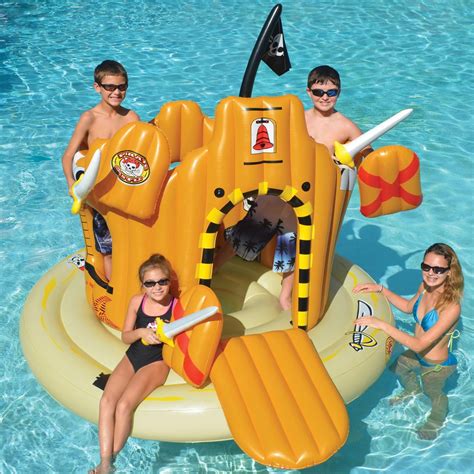 10 Outrageously Fun Pool Floats
