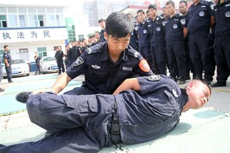 富平縣公安局巡特警大隊組織警務實戰技能實戰訓練觀摩 每日頭條