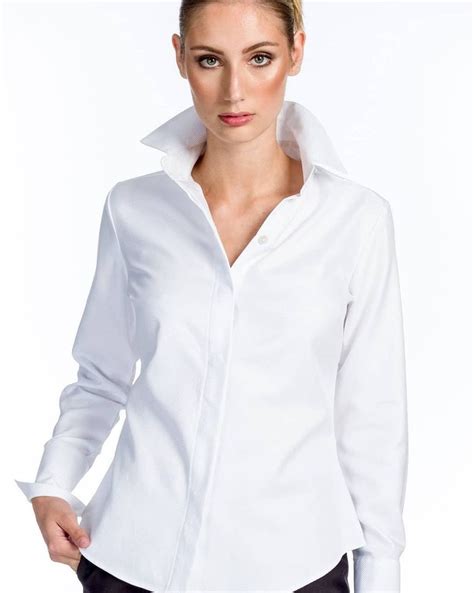 Девушки в рубашках Girls And Shirts