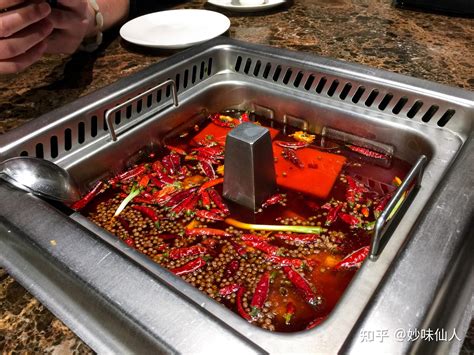 重庆火锅丨友情，大抵是这世间最美味最温暖的火锅吧 知乎