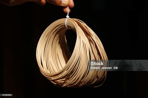 3d 프린팅 모델용 3d 프린터 기계에 사용되는 나무 색상의 Pla 필라멘트 3차원 인쇄에 대한 스톡 사진 및 기타 이미지 3차원 인쇄 목재 재료 합성 이미지