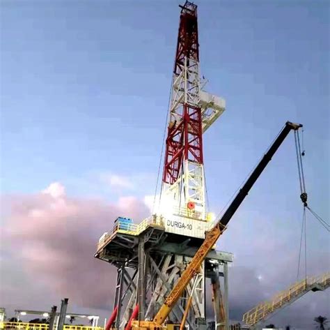 12000公里远程技术支持，9000米钻机顺利起升宝石尼日利亚机械