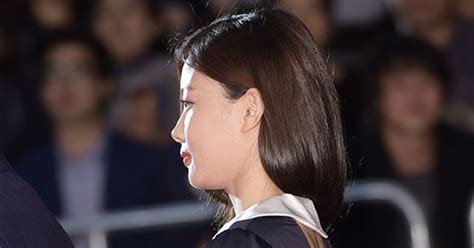 [포토] 부산국제영화제 김유정 파격적인 뒤태 노출