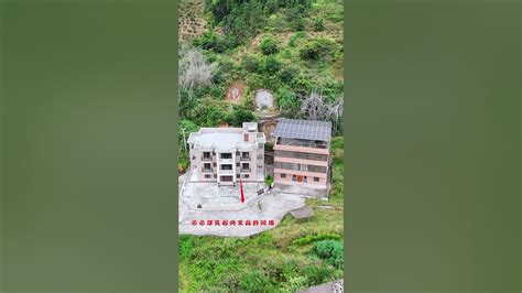 亲兄弟一起建房，弟弟却筑起两米高的围墙，兄弟间有这必要吗 Youtube
