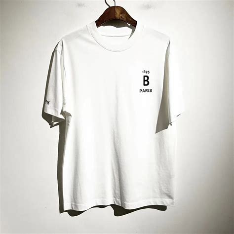 하이 스트리트 로고 프린트 오버사이즈 티셔츠 캐쥬얼 다목적 티 스트릿웨어 크롭탑 남성 의류 여성 의류 2023ss